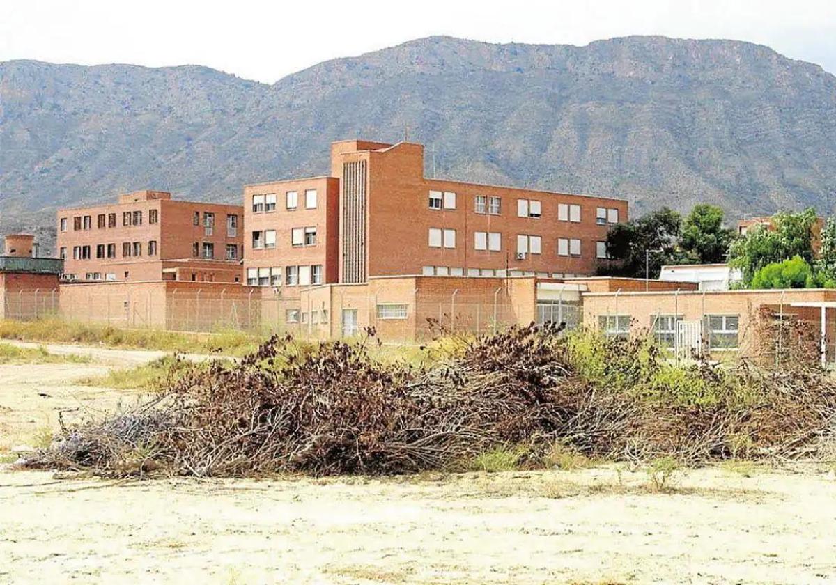 Rat Infestation at Alicante’s Fontcalent Prison “ Unbearable" - News ...