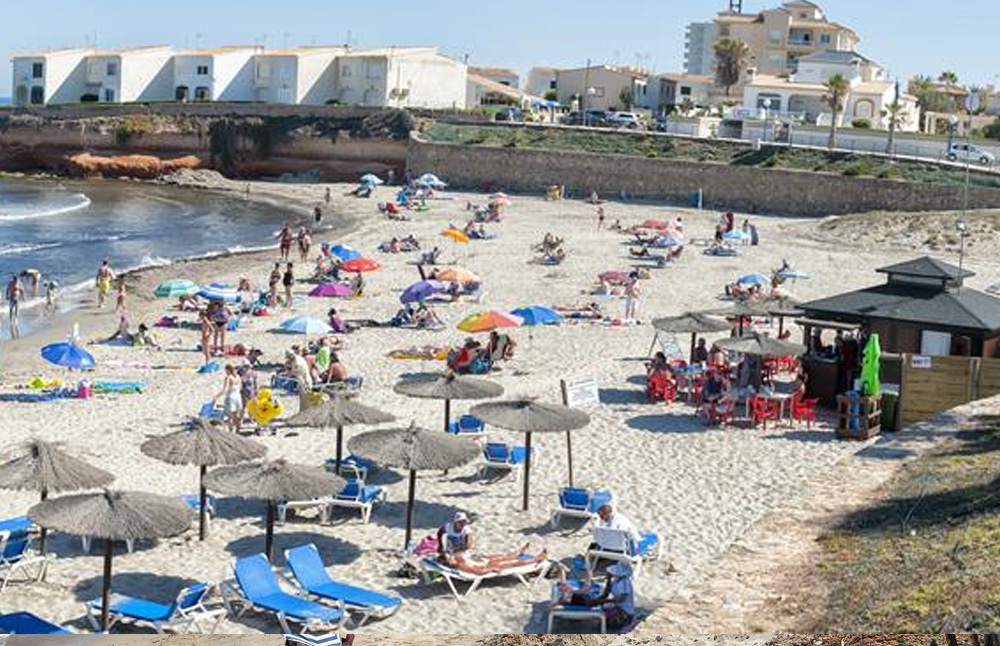 Orihuela Costa's Cala Estaca Celebrates Return of Blue Flag in 2025 ...